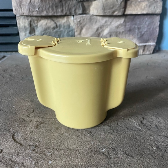 Tupperware | Kitchen | Vintage Tupperware Mustard Yellow Sugar Storage ...